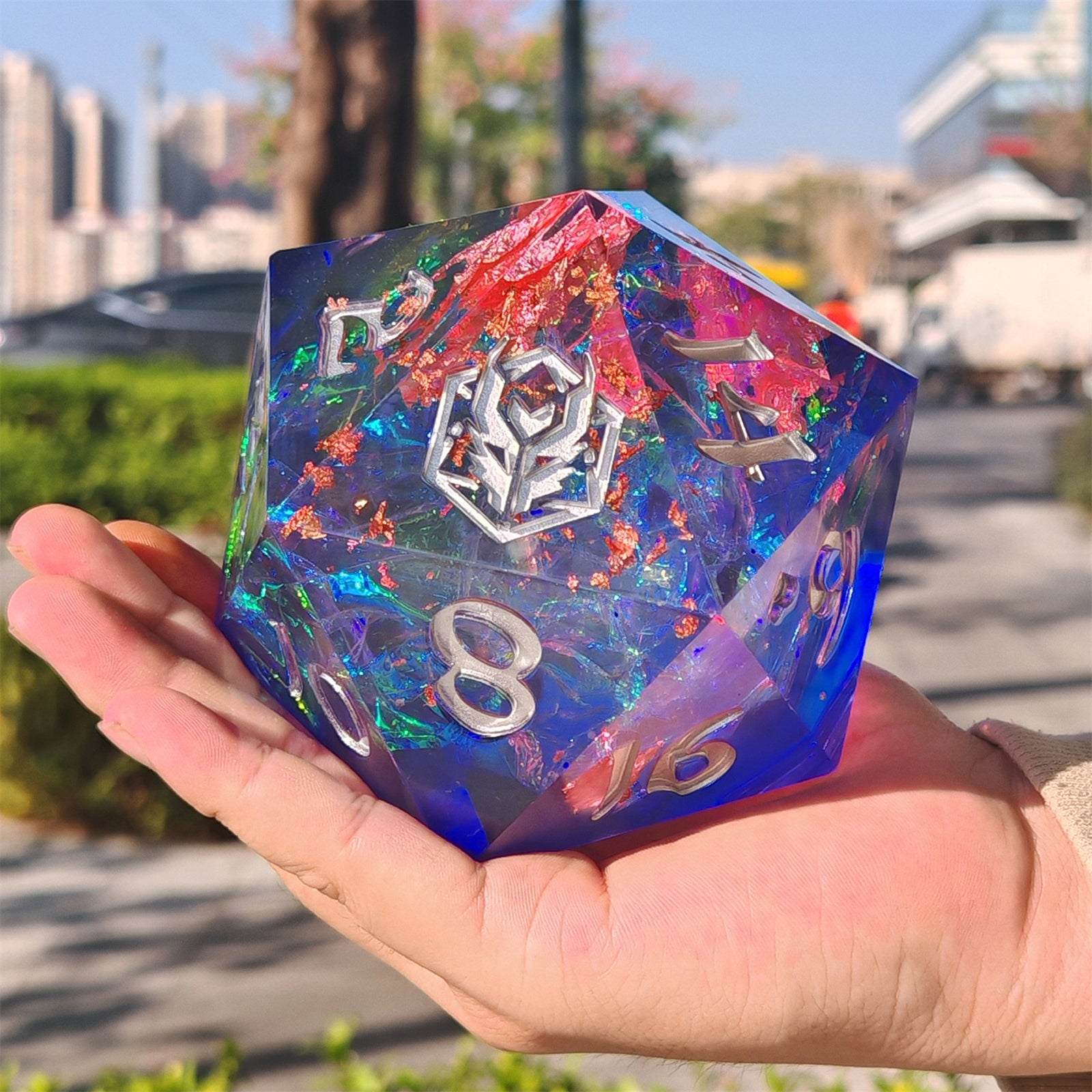 Captured Magic 100mm Chonk D20 - Gilded Storm – HYMGHO Dice